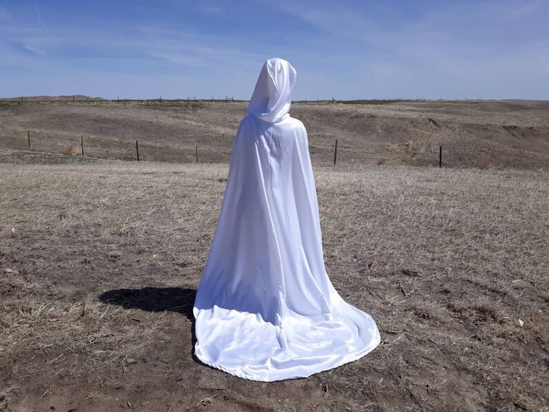 White Satin Bridal Cape Wedding Cloak Veil Handfasting - Etsy
