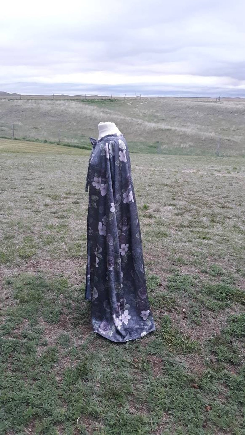 Silver Grey Cloak Satin Cape Renaissance Costume Wedding Cape - Etsy