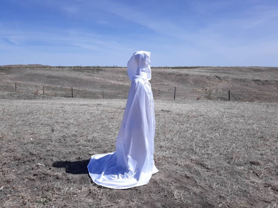 White Satin Bridal Cape Wedding Cloak Veil Handfasting - Etsy