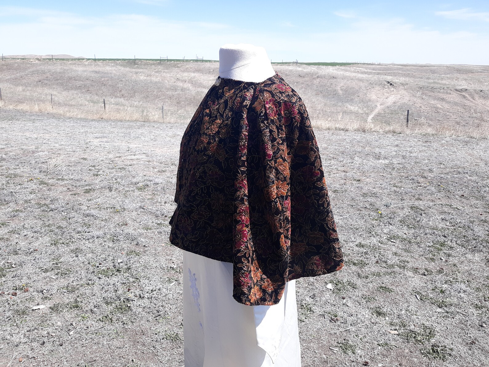 Black Floral Capelet Adult Clothing Gothic Wedding Costume Velvet - Etsy