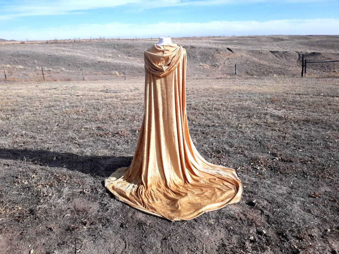Gold Velvet Hooded Bridal Cape: Renaissance Wedding Cloak - Etsy
