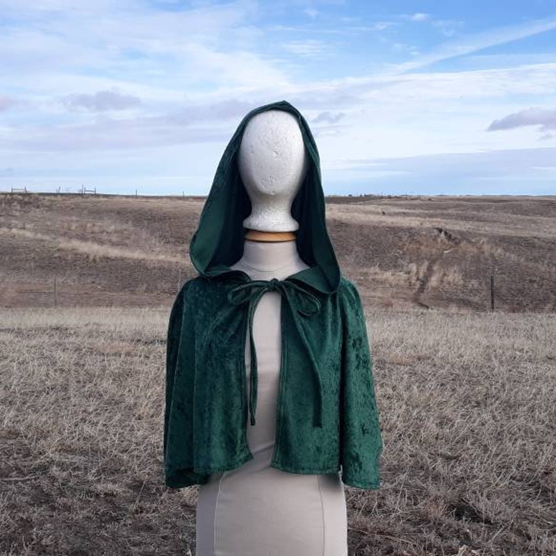 Green Capelet - Etsy