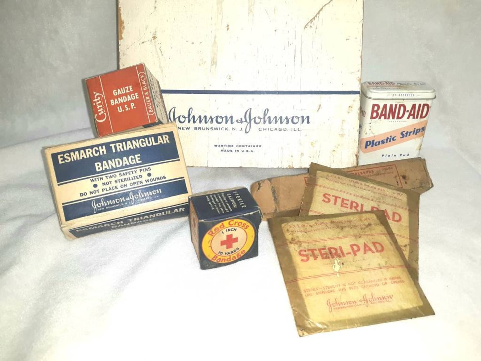 Antique First Aid Kit No 20 Johnson and Johnson White Wood Box - Etsy