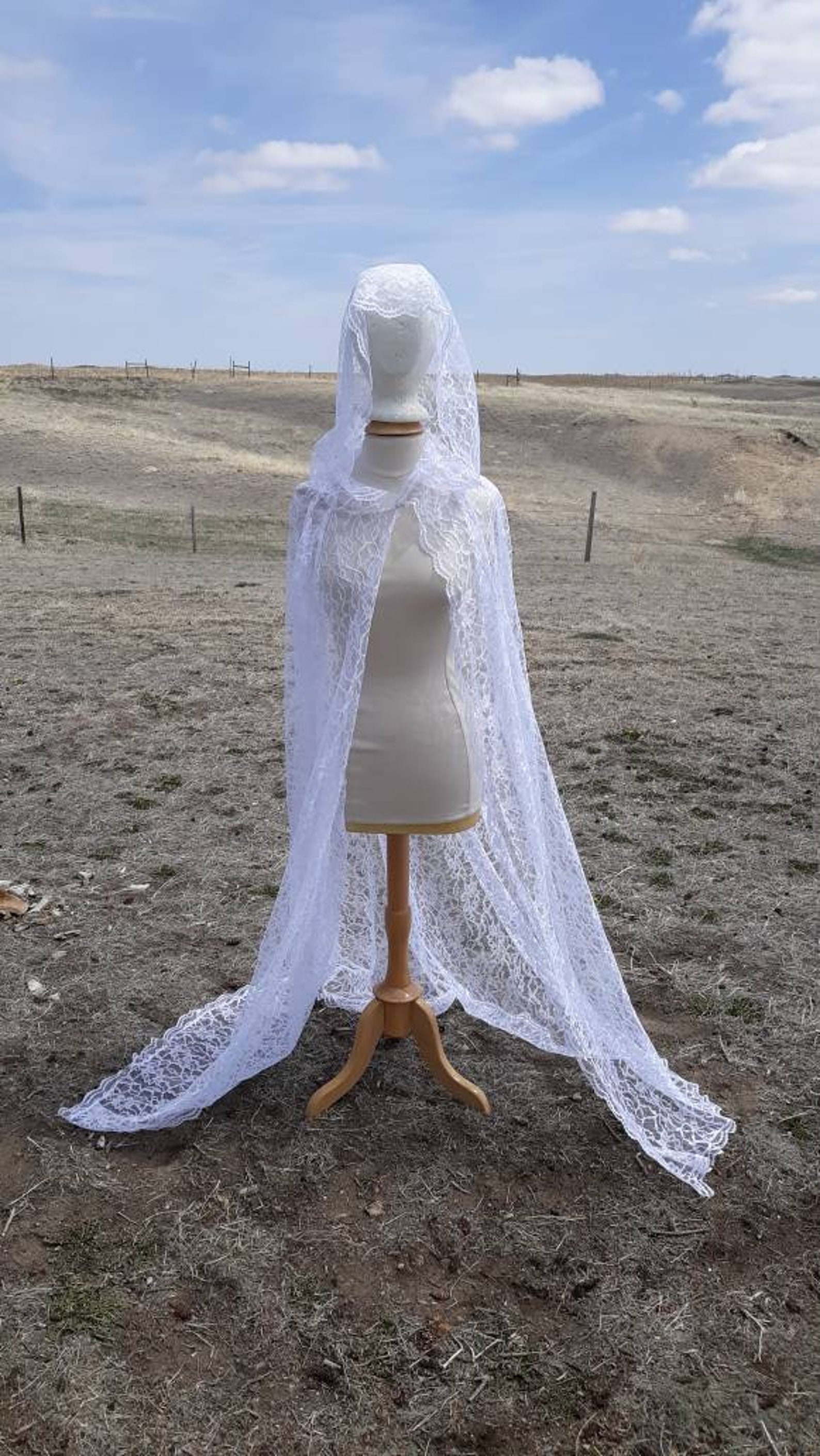 White Lace Bridal Cloak Hooded Wedding Cloak Cape Renaissance | Etsy