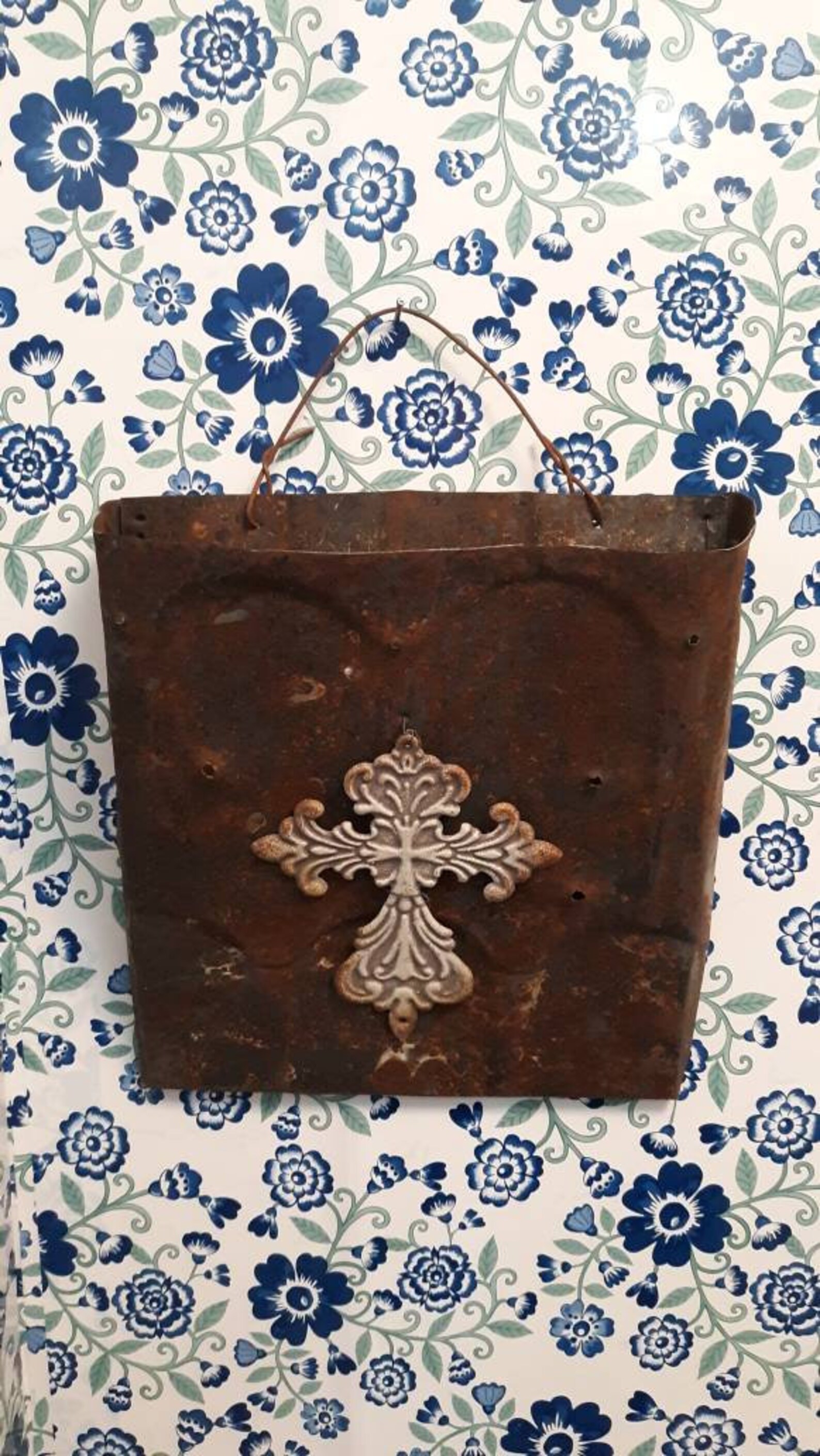 Rustic Tin Wall Pocket Antique Tin Upcycled From Barn Roof - Etsy