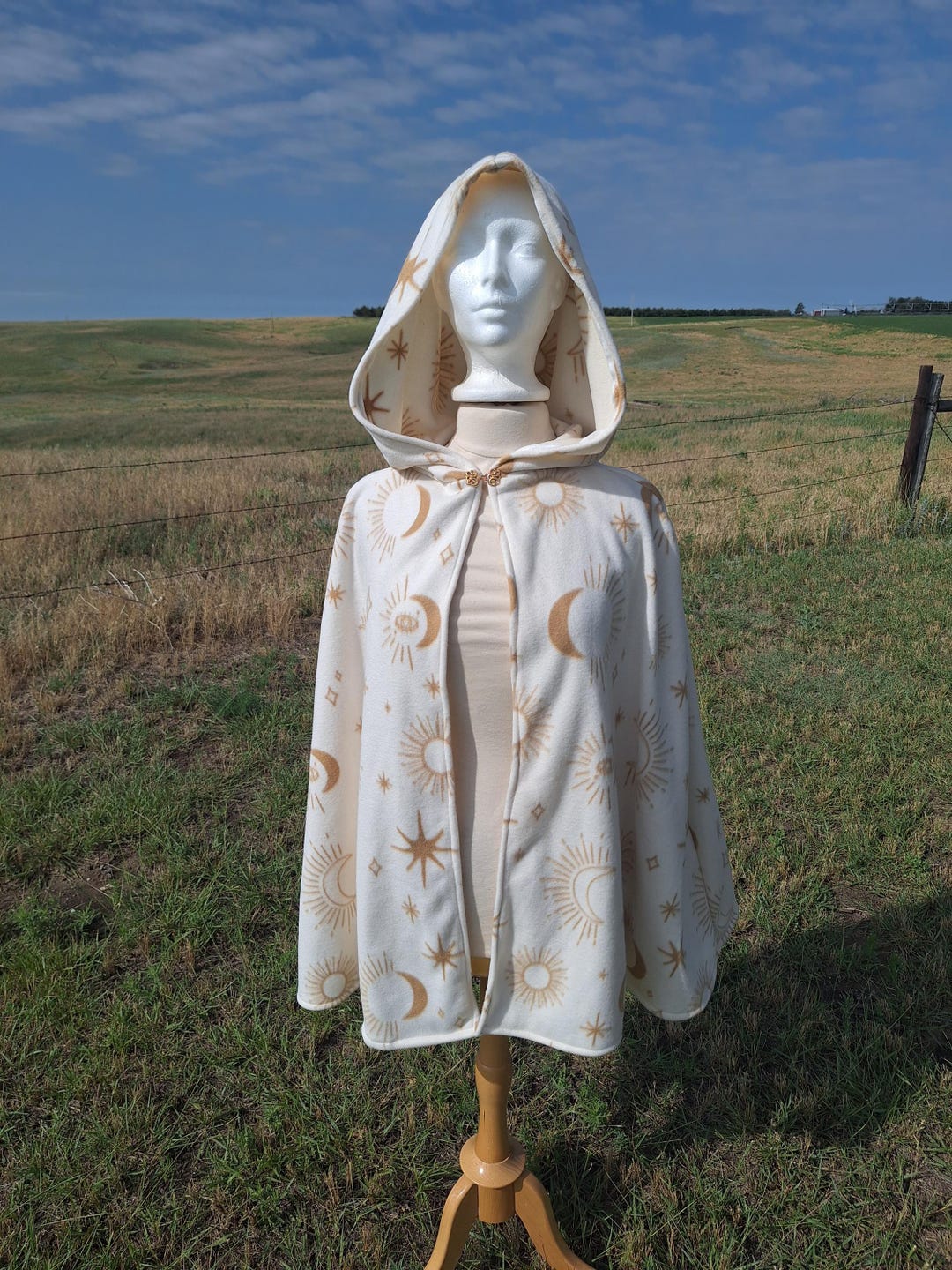 Ivory Fleece Gold Moon Stars Cape Celestial Hooded Cloak Halloween ...