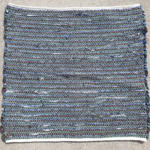 Rag Rug Handwoven Upcycled 25 X 24 Inches Primitive Farmhouse Cottage ...