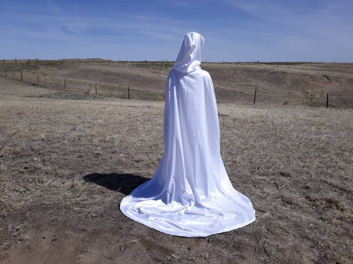 White Satin Bridal Cape Wedding Cloak Veil Handfasting - Etsy