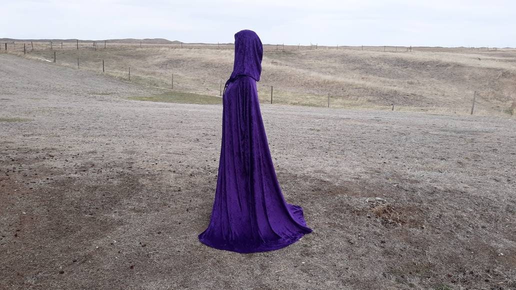Purple Velvet Halloween Cloak Renaissance Costume Medieval Wedding Cape ...