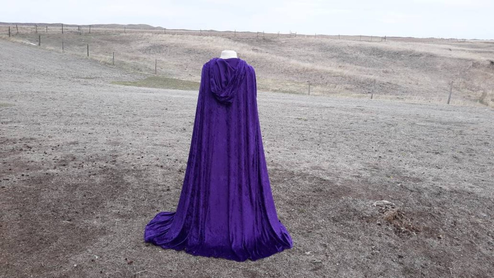 Purple Velvet Halloween Cloak Renaissance Costume Medieval Wedding Cape ...