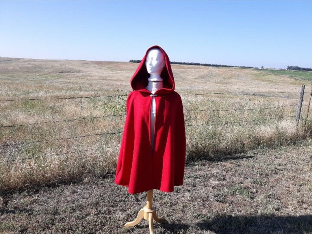 Red Wool Hooded Capelet Halloween Costume Little Red Riding Hood Cape ...