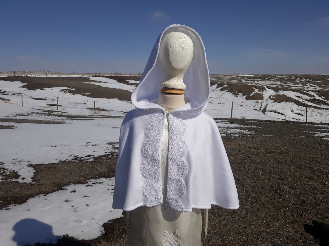 White Fleece With Lace Bridal Cape Shrug Capelet Hooded Veil ...