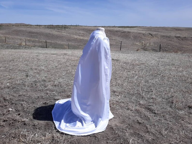 White Satin Bridal Cape Wedding Cloak Veil Handfasting - Etsy