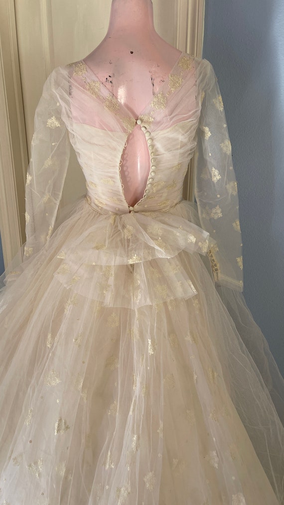 Vintage Wedding Dress- 1950s Hoop Skirt Tulle Embroid… - Gem