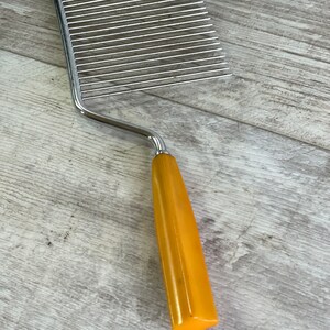 Vintage Cake Cutter Breaker Bakelite Handle Angel Food Cake Comb - Etsy