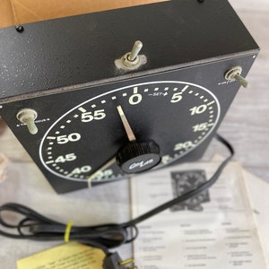 Vintage Gralab Electronic Time With Dual Outlets and Wall Mount in Box ...
