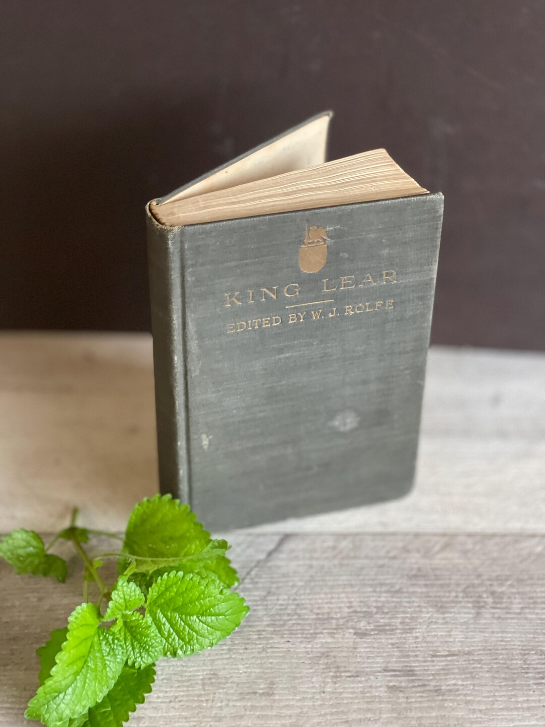Antique King Lear by William Shakespeare 1908 Edition - Small Green Book - Edited by W J Rolfe ...