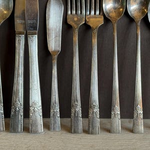 Antique "artistic" Silver Flatware Replacement Silverplated Lot 9 ...