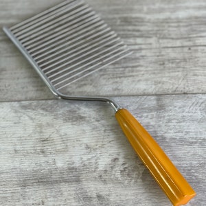 Vintage Cake Cutter Breaker Bakelite Handle Angel Food Cake Comb - Etsy