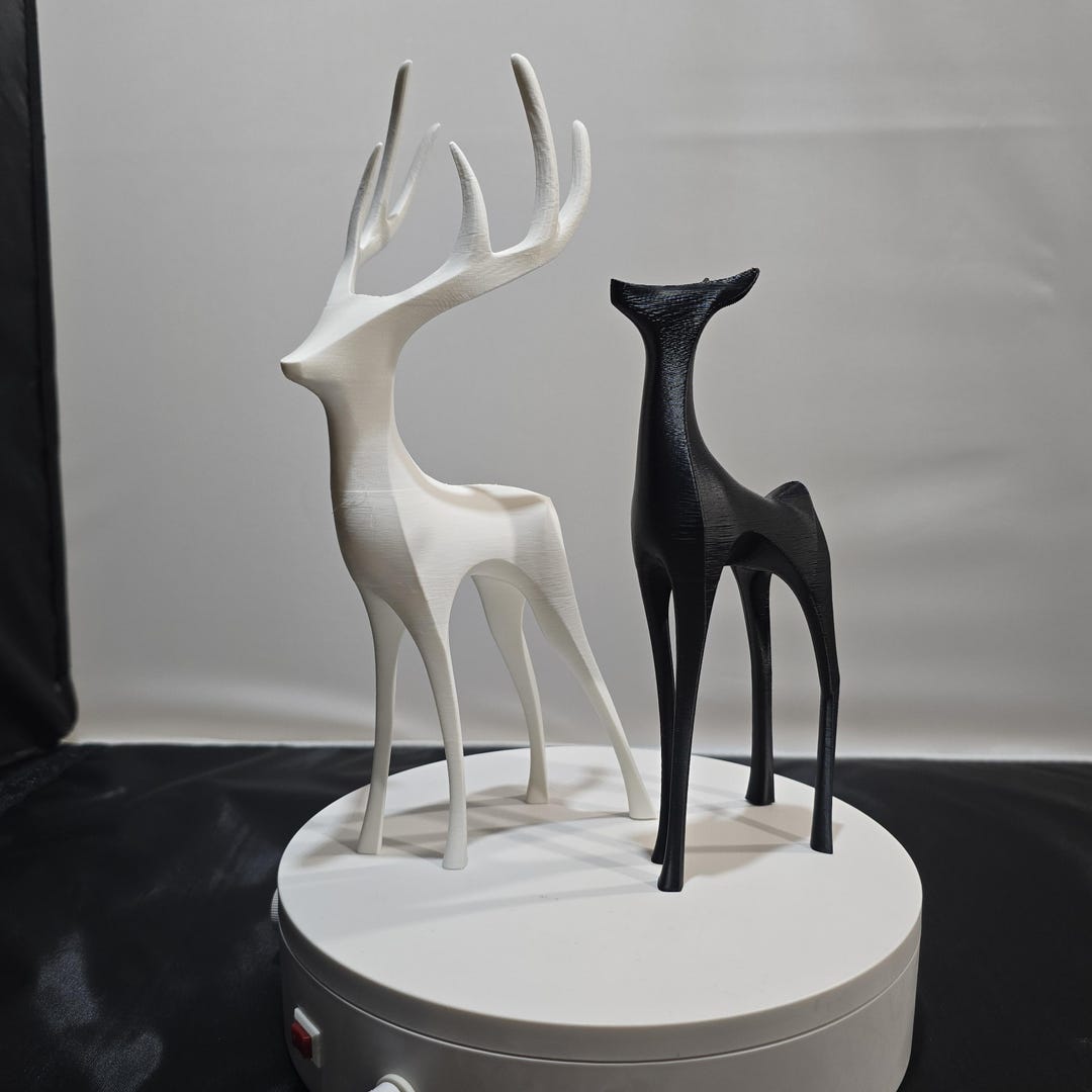 3D Printed Buck and Doe Deer Statues - Etsy