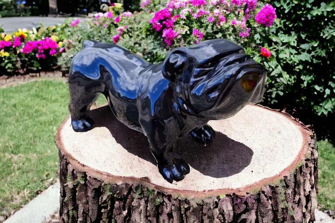 Plastic Black Bulldog Resin Dog Figure Plastic Dog Decor Resin Bulldog ...