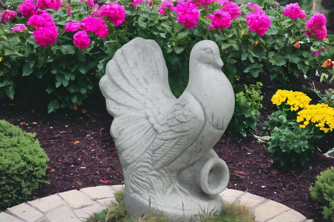 Garden Dove Figure Concrete Bird Statue Outdoor Dove Decoration Stone ...