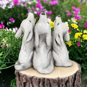 Outdoor Wolfs Sculpture Concrete Sitting Three Wolf Figurine Stone ...