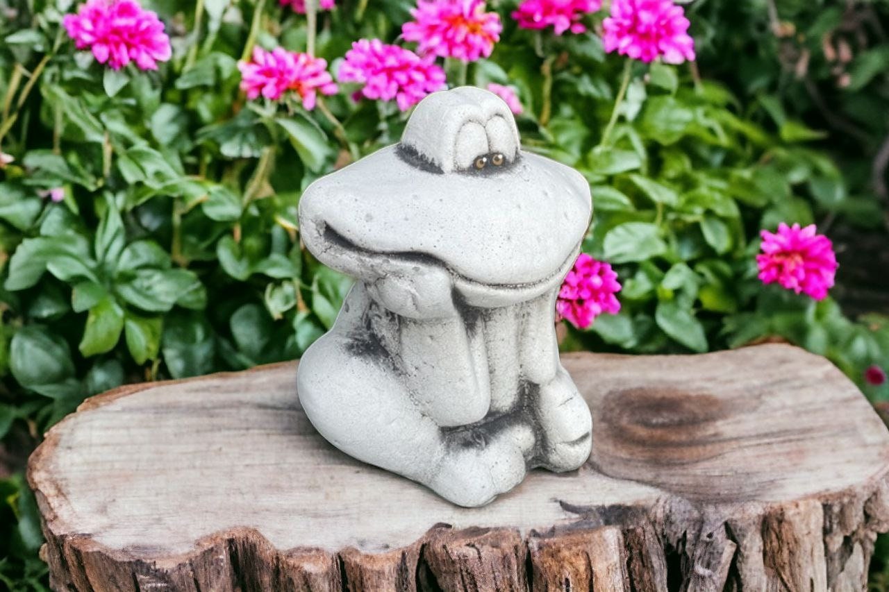 Concrete Happy Frog Sculpture Cement Lawn Ornament Figurine Solid ...