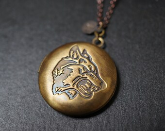 Wolf locket | Etsy