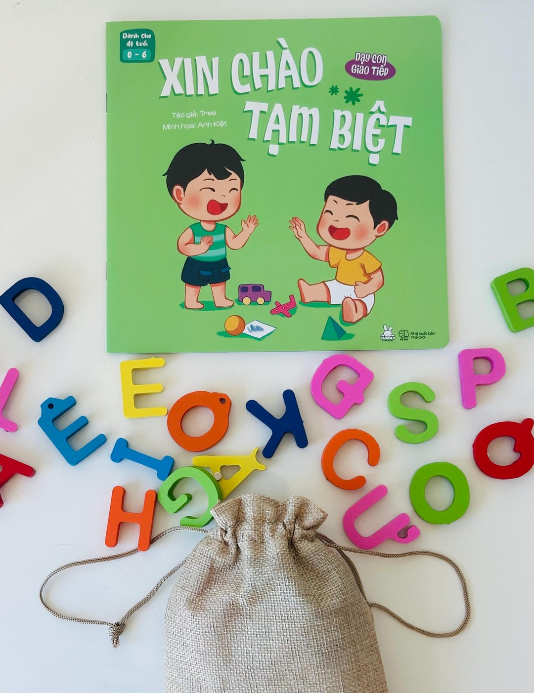 Vietnamese Alphabet Book & Magnetic Letter Puzzle: Language Learning ...