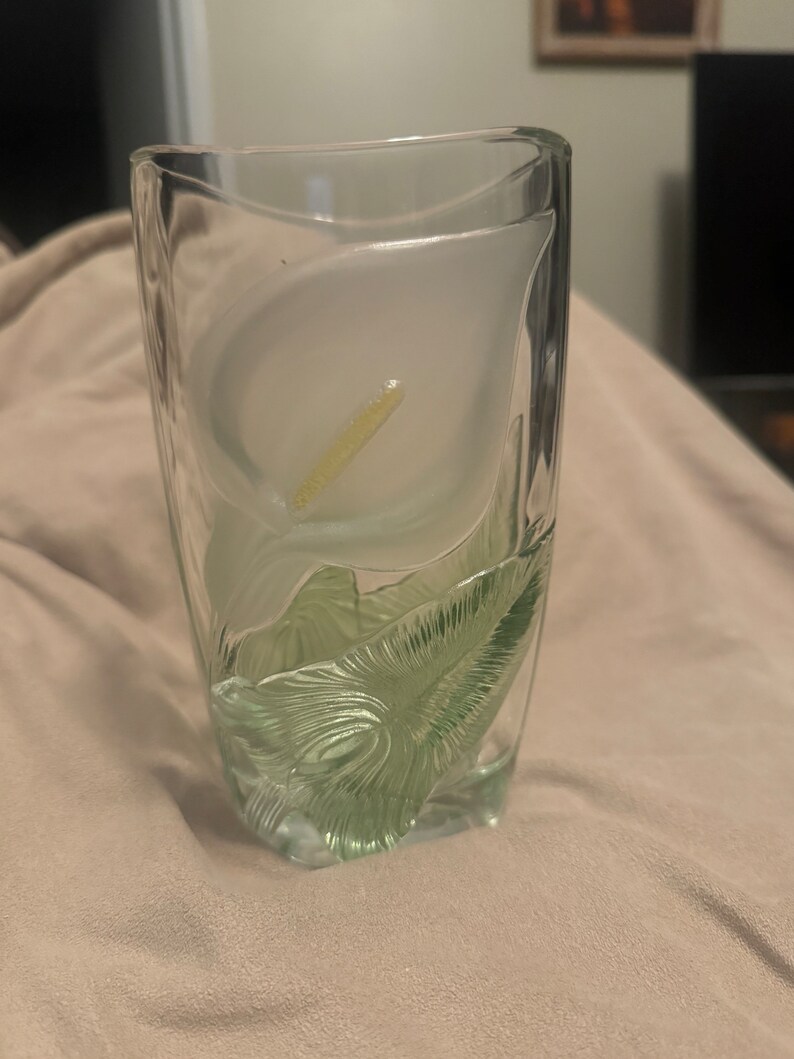 France Luminarc Glass Crystal Vase Calla Lily Embossed Frosted Glass 3D ...