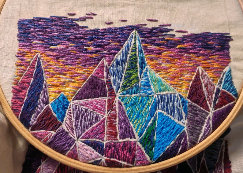 Mountains (hand Embroidery) - Etsy