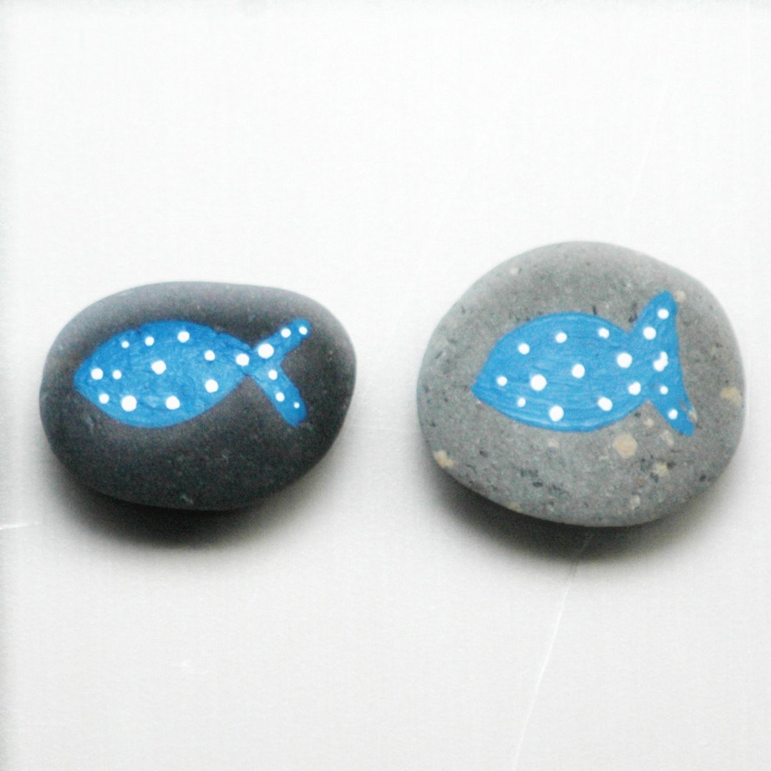 Beach Stone Fish Magnets Blue White Polka Dot - Etsy