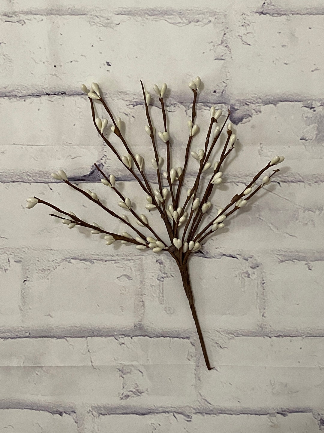 Pip Berry Branch Spray, Cream Pip Berry Stem, 10.25 Floral Stem ...