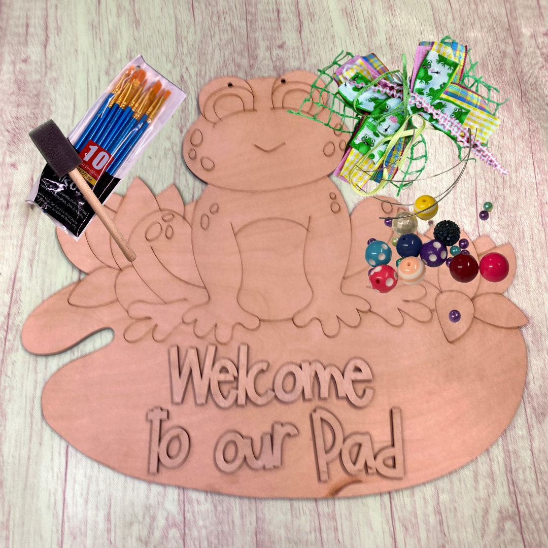 Frog on Lily Pad Door Hanger DIY Kit, Welcome to Our Pad Sign, Colorful ...