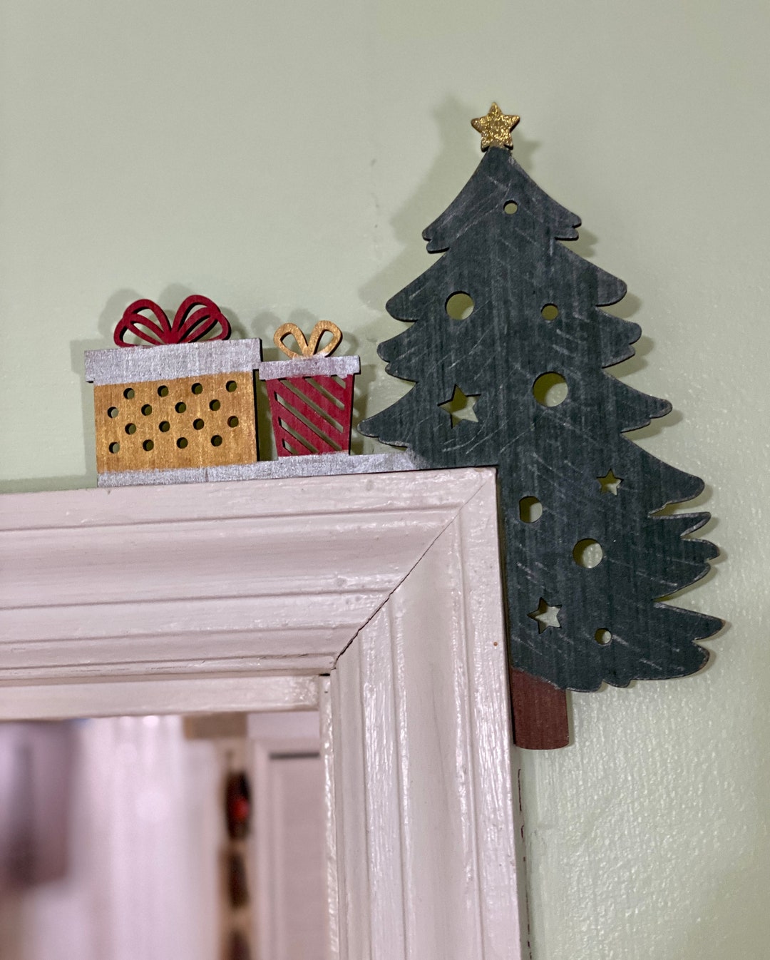 Christmas Door Topper, Christmas Tree and Gifts Wooden Decor, Holiday ...