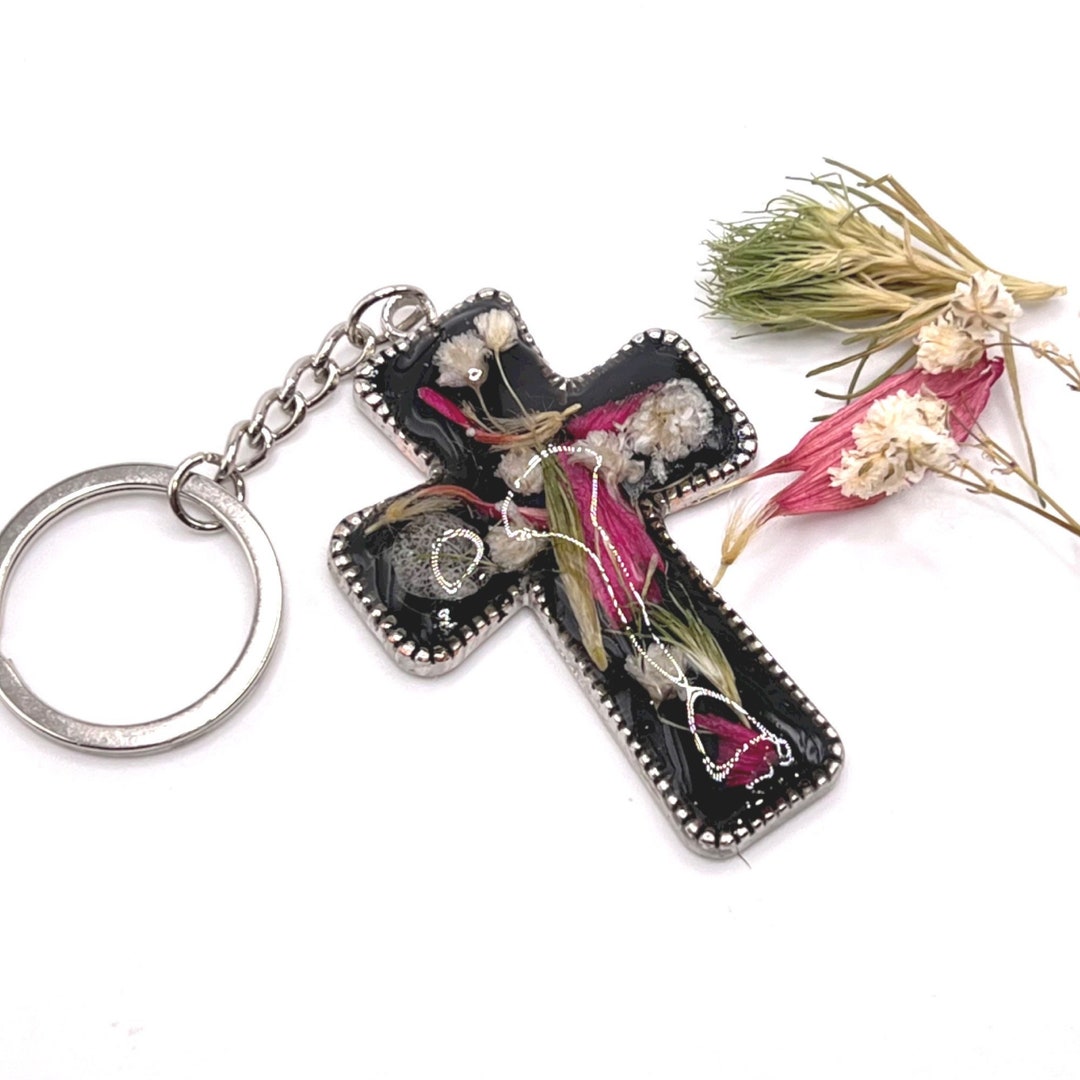 Custom Dried Flower Cross Keychain: Memorial Keepsake, Wedding, YOUR ...