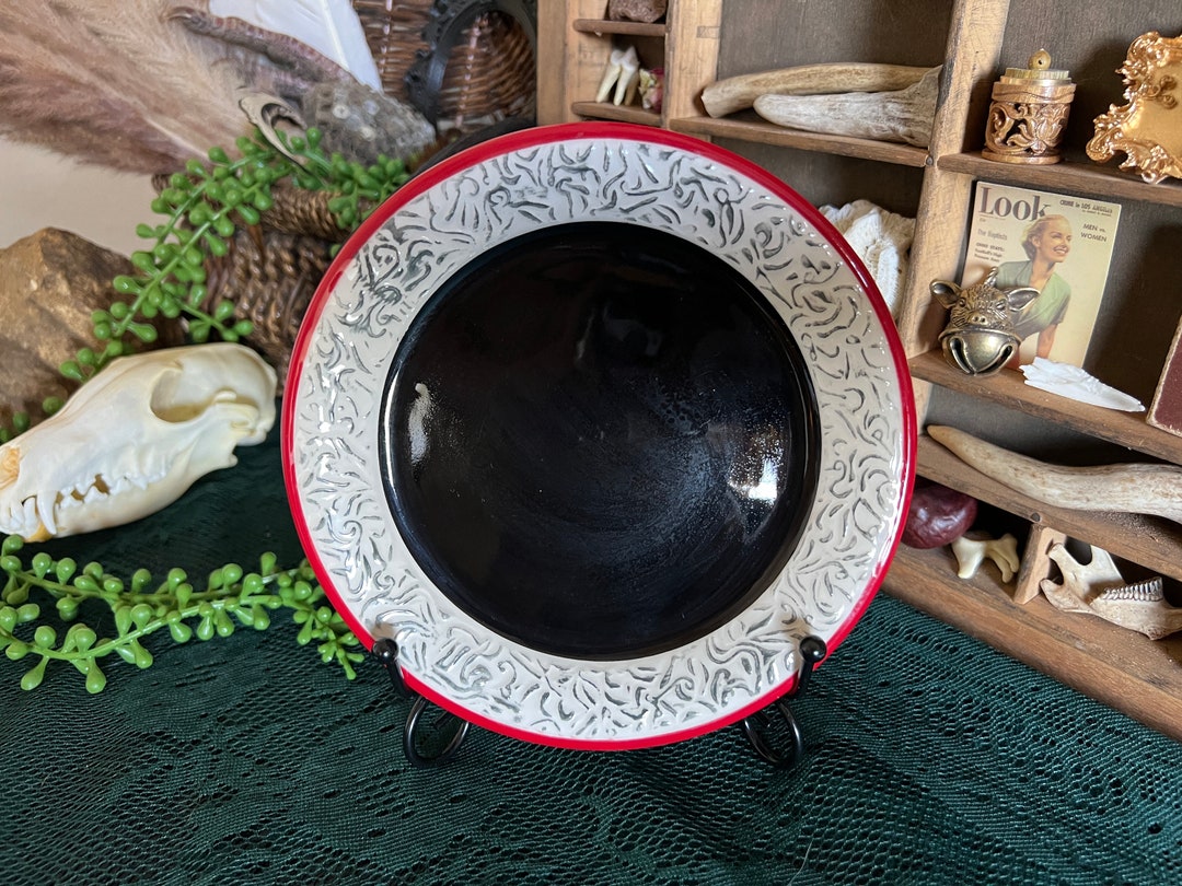Vintage Bella Casa by Ganz Black and Red Ceramic 6" Plate - Etsy