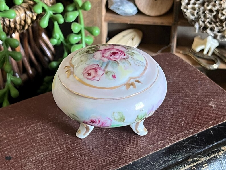 Small Vintage Footed Round Ceramic Trinket Jewelry Box With Painted ...