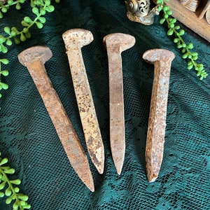 1 Vintage Iron Railroad Spike (heavy) - Etsy