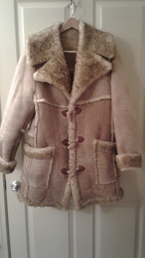 Vintage Shearling Wool Coat with Wild Cat Print – 195… - Gem