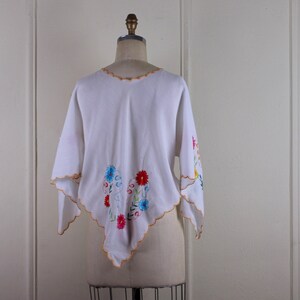Flowers + Embroidery + Cancun, Vintage White Embroidered Mexican Summer ...