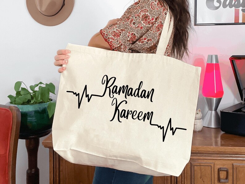 Ramadan Kareem Heartbeat PNG, Islamic Sublimation Design (digital ...