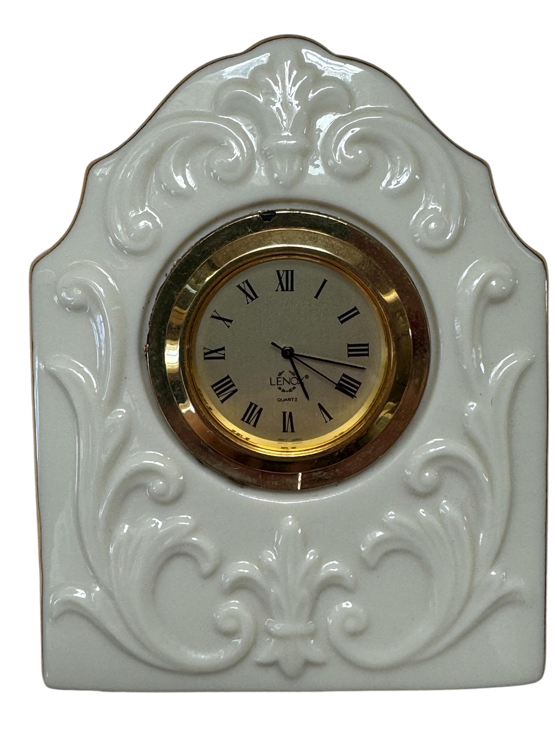 Lenox Sandhurst Quartz Clock Porcelain With Gold Trim Desk Shelf Clock ...