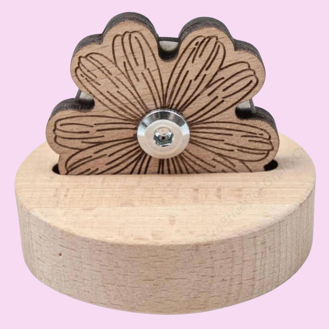 Flower Thread Yarn Cutter for Quilting Sewing, Wooden Tabletop Yarn ...