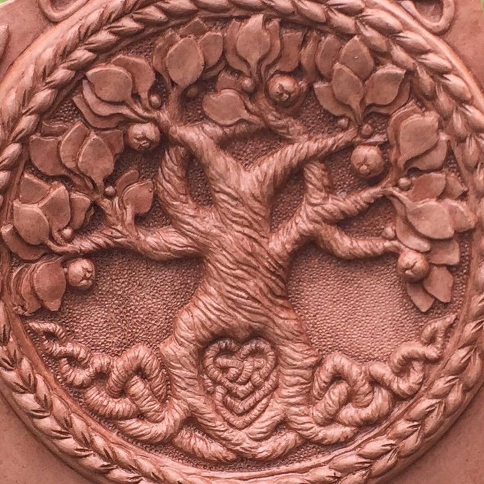 Tree of Life Welcome Plaque Garden Art in Concrete in Terra Cotta (red ...