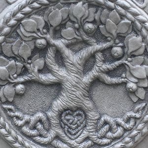 Tree of Life Welcome Plaque Garden Art in Concrete in Charcoal (gray ...