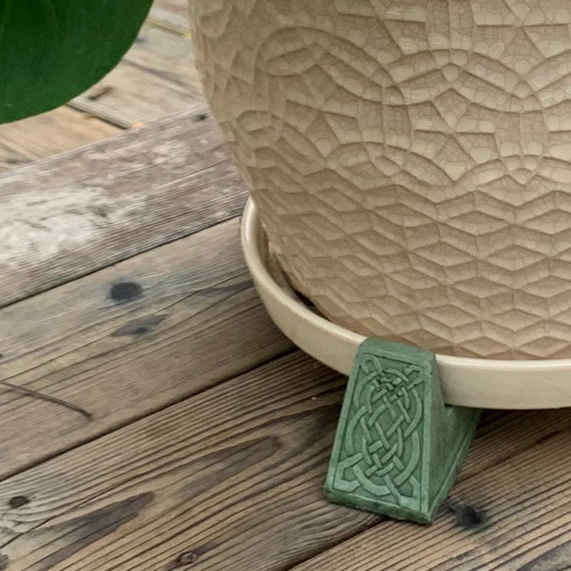 Celtic Knot Pot Feet in Moss green Set of Three - Etsy