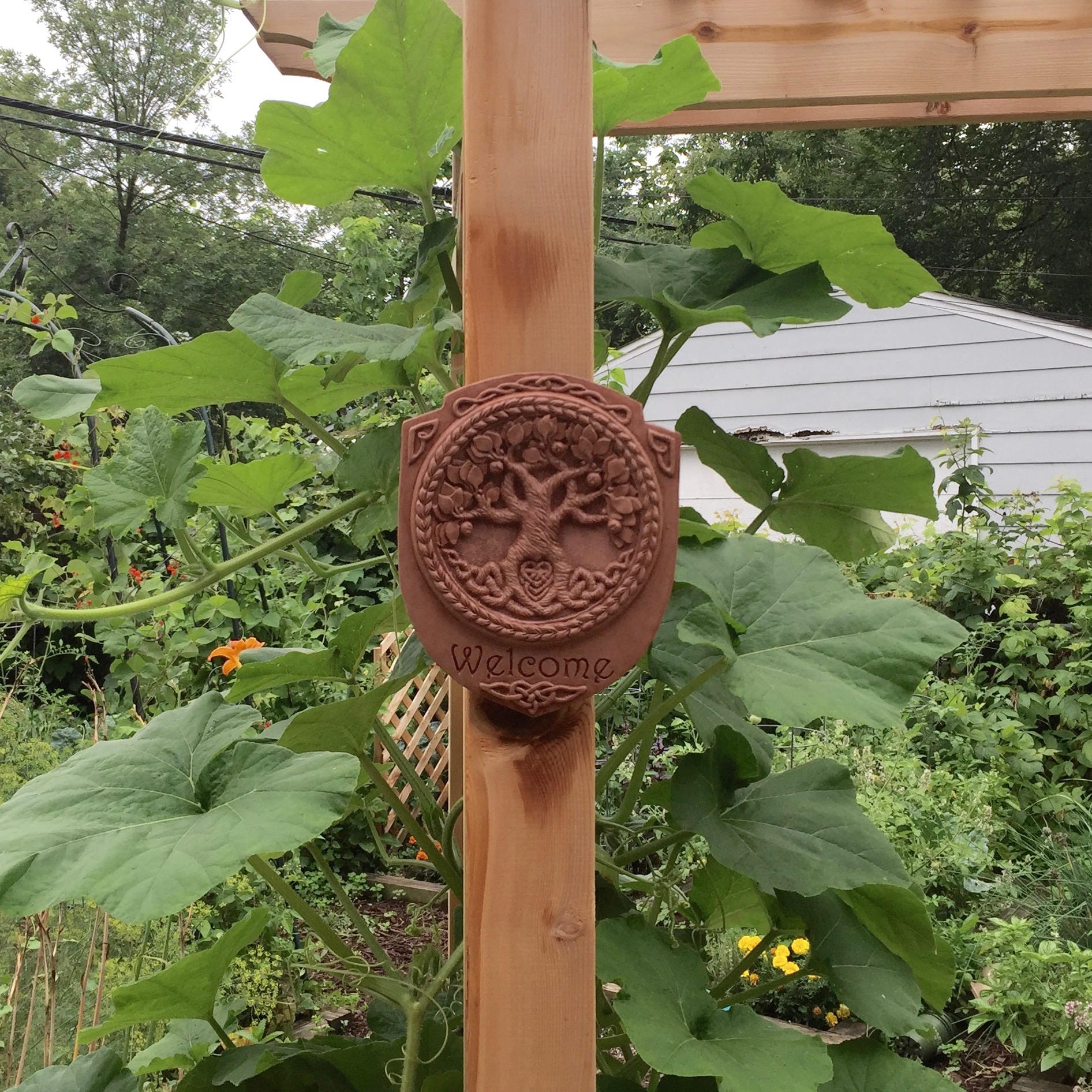 Tree of Life Welcome Plaque Garden Art in Concrete in Terra Cotta (red ...