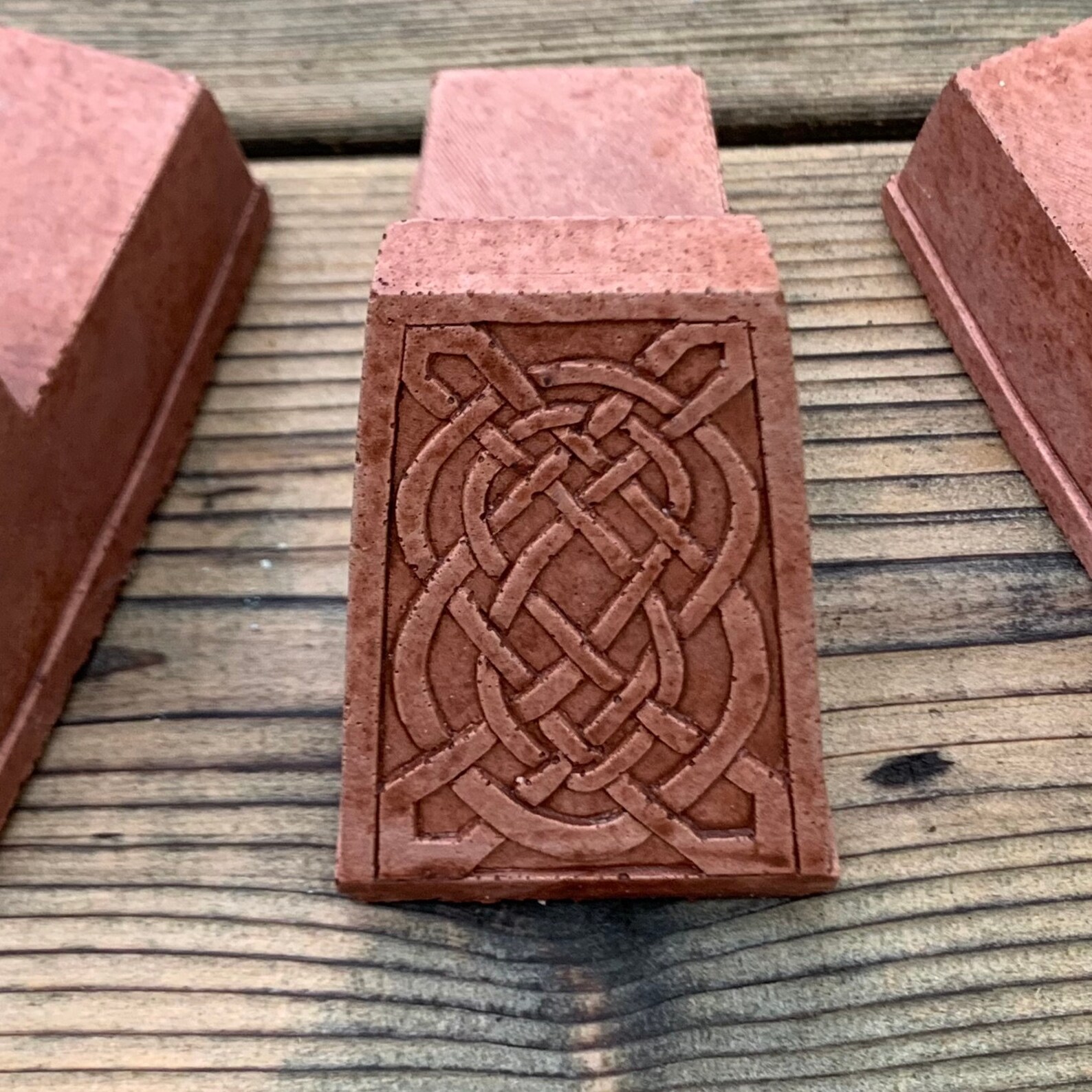 Celtic Knot Pot Feet (terracotta) Pot Risers - Etsy